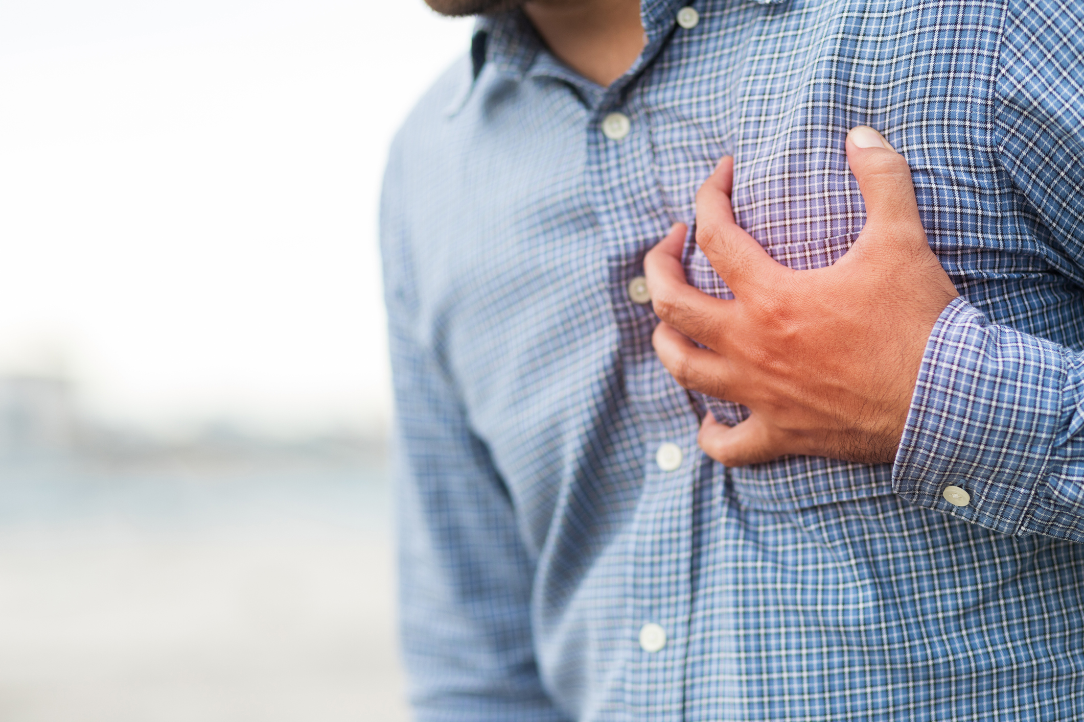 Sternum Pain After Car Accident: Causes, Symptoms, and Treatment ...